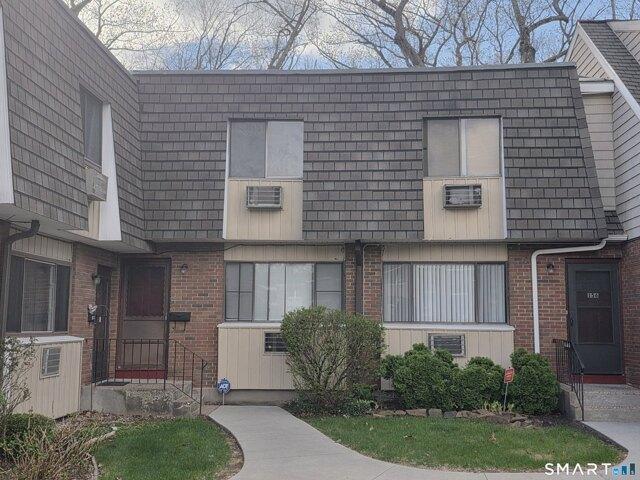 2 bedroom, Windsor CT 06095 102279002