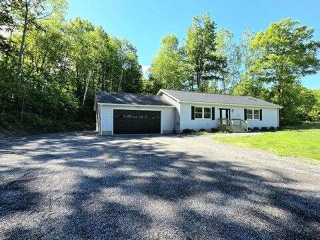 2 bedroom, Windsor ME 04363 103185689