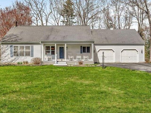 2 bedroom, Winslow ME 04901 101934577