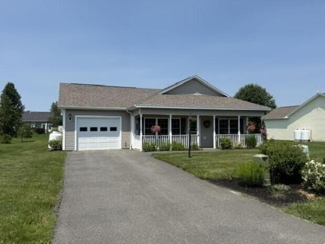 2 bedroom, Winslow ME 04901 104833128