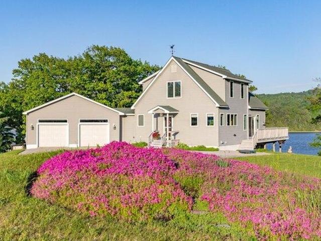 2 bedroom, Winterport ME 04496 LS100319408