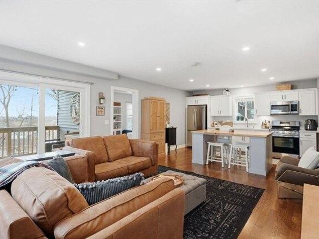 2 bedroom, Winthrop MA 02152 102447897