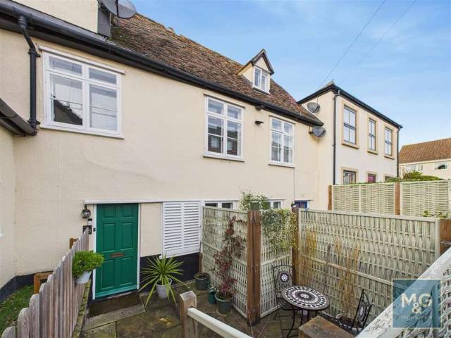 2 Bedroom Town House