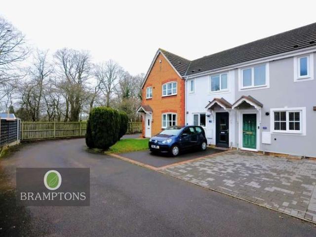 2 Bedroom Town House