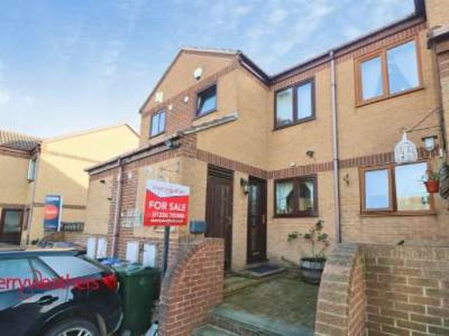 2 Bedroom Town House