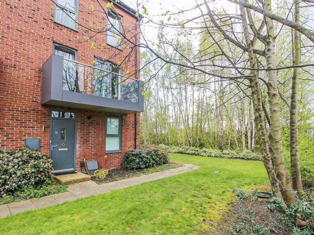 2 Bedroom Town House