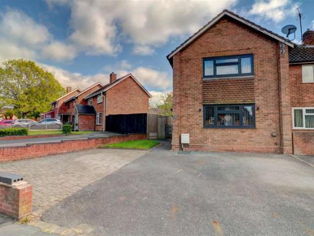2 Bedroom Town House
