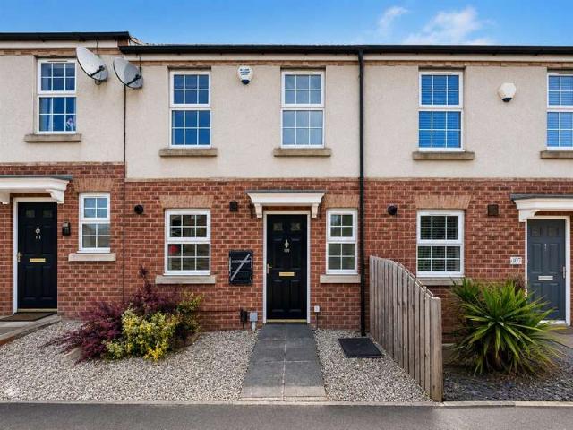2 Bedroom Town House