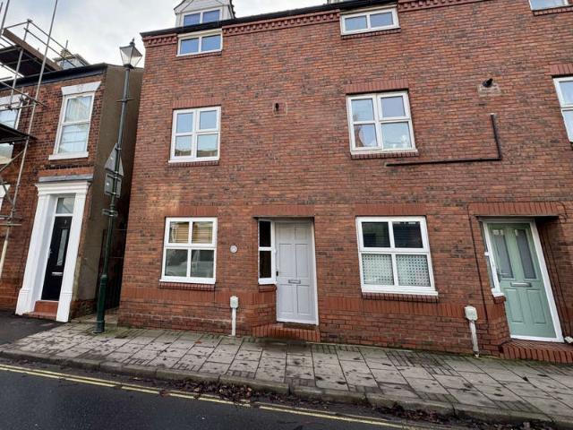 2 Bedroom Town House