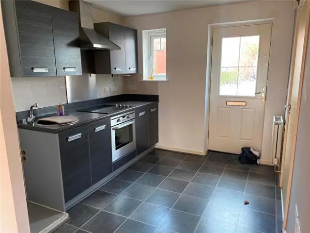 2 Bedroom Town House To Rent In Moray Close, Church Gresley, Swadlincote, DE11