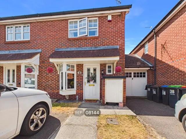 2 Bedroom Town House To Rent In Caddaw Avenue, Hucknall, Nottingham, NG15