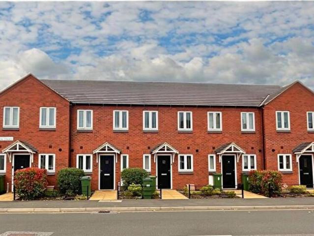 2 Bedroom Town House To Rent In High Street, Whetstone, Leicester, LE8