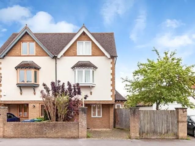 2 Bedroom Town House To Rent In Victoria Road, Summertown, OX2