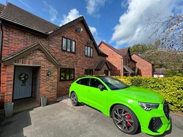 2 Bedroom Town House To Rent In Westminister Way, Ashby, LE65