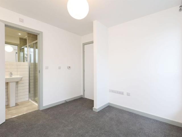 2 bedroom Town House to rent