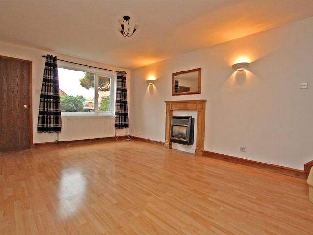2 bedroom Town house to rent