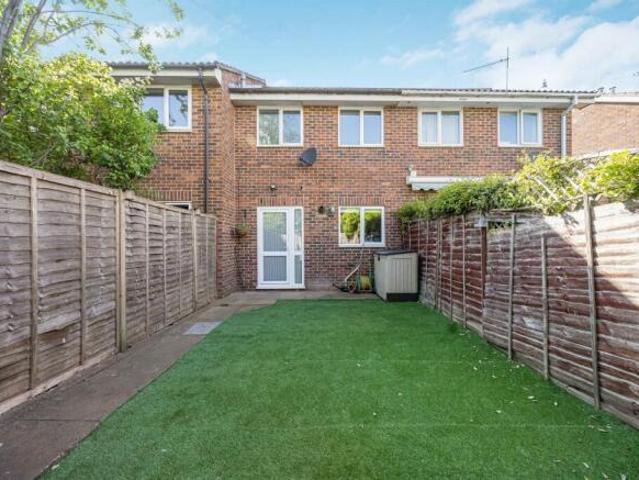 2 bedroom town house for sale in The Willows, Caversham, Reading, RG4