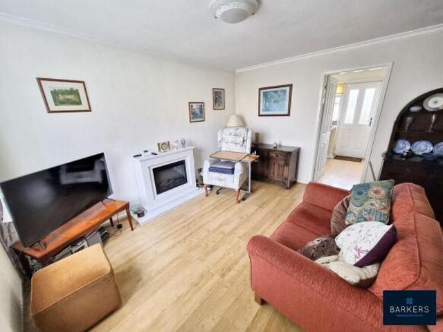 2 bedroom town house for sale in Beech Walk, Birkenshaw, BD11