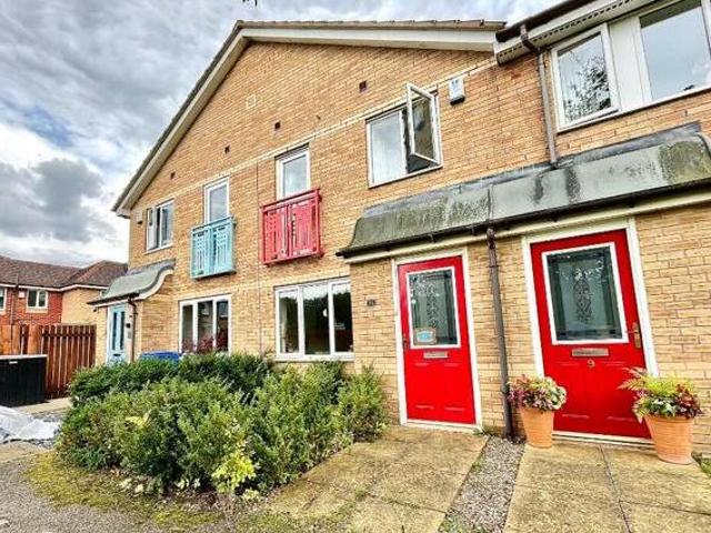 2 Bedroom Town House For Sale In Chesterfield, Derbyshire