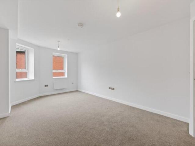 2 bedroom town house for sale in Derngate, Northampton, Northamptonshire, NN1