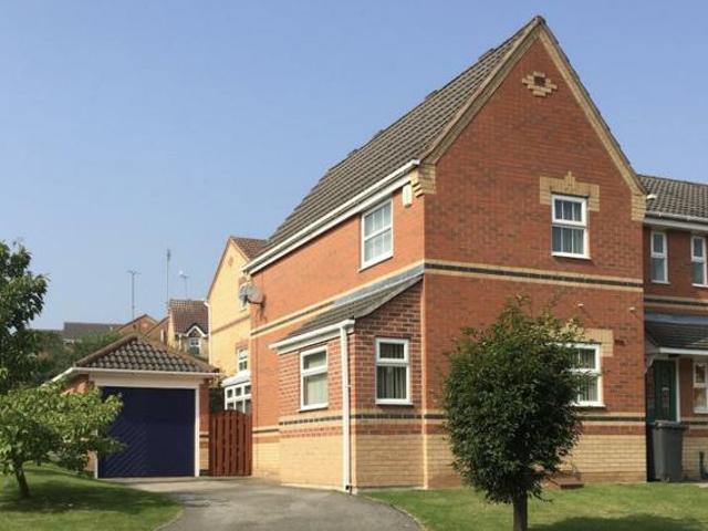 2 Bedroom Town House For Sale In Halfway, Sheffield