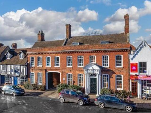2 Bedroom Town House For Sale In Hitchin