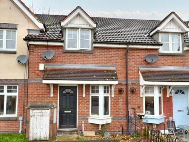 2 Bedroom Town House For Sale In Leeds