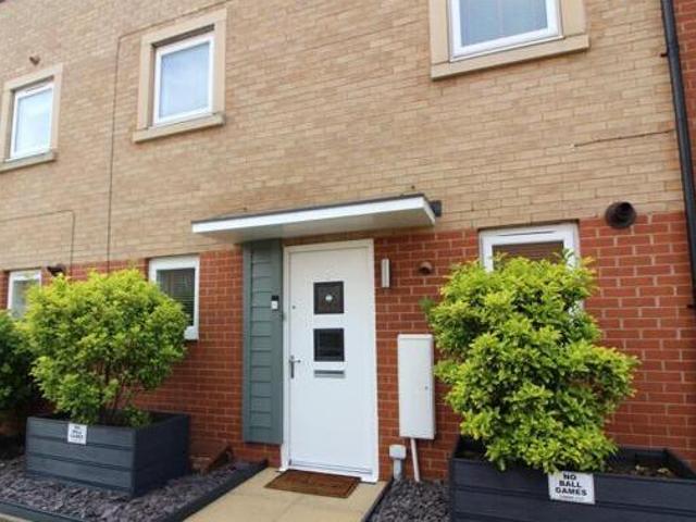2 Bedroom Town House For Sale In Leicester, Leicestershire