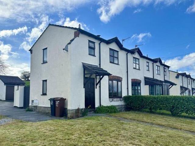 2 Bedroom Town House For Sale In Pentre Halkyn