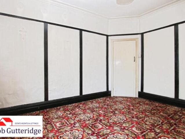 2 bedroom town house for sale in Shelton New Road, Stoke On Trent, ST4