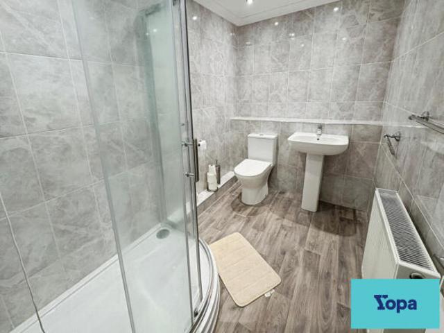 2 bedroom town house for sale in Swithin Drive, Stoke on trent, ST4