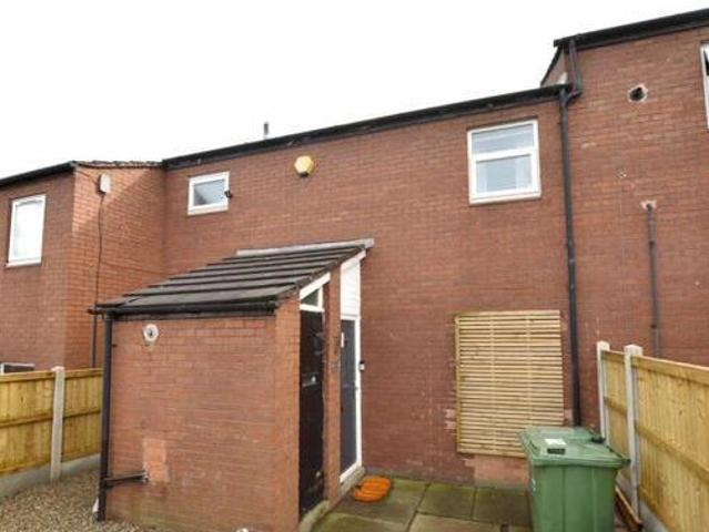 2 Bedroom Town House For Sale In Stanningley, Pudsey