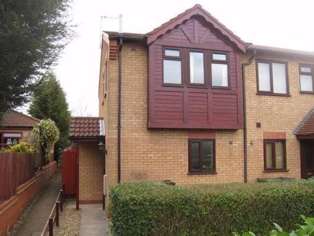 2 bedroom town house for rent in Talbott Close Broughton Astley LEICESTER LE9