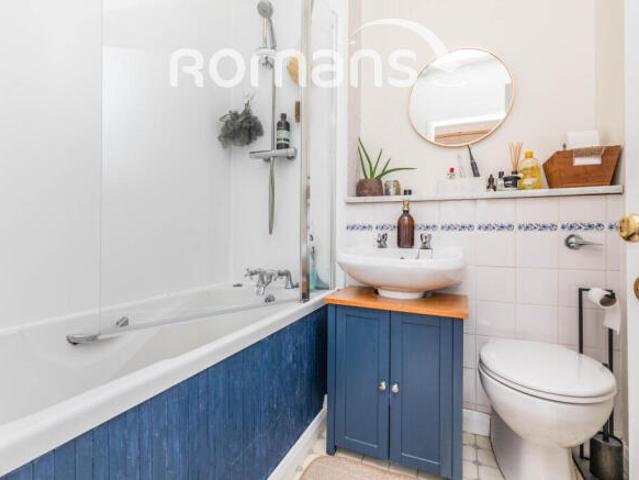2 bedroom town house for rent in Walker Street, Kingsdown, Bristol, BS2