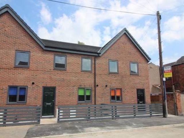 2 bedroom town house for rent in William Street Hindley WN2