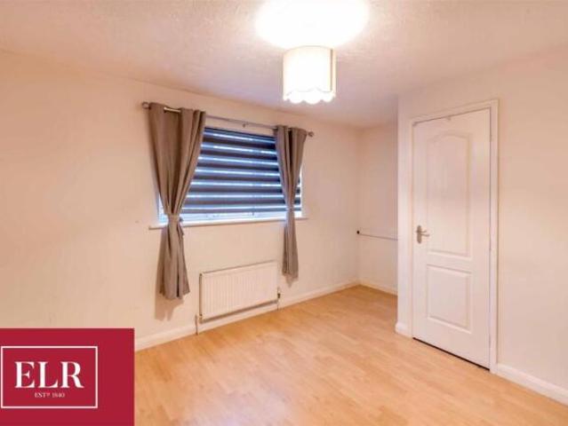 2 bedroom town house for rent in Castledine Court, Balby, Doncaster, DN4