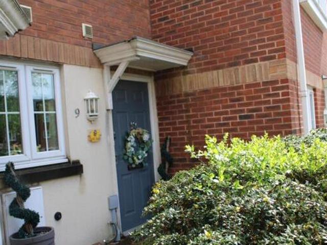 2 Bedroom Town House For Rent In Nottinghamshire, Sherwood Nottingham