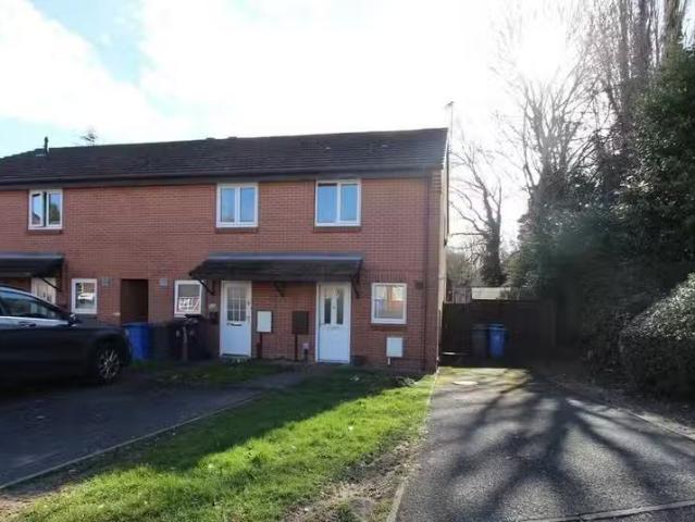 2 bedroom town house for rent in Pendleside Way, Littleover, D.