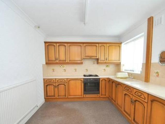 2 bedroom town house for rent in Poolfield Avenue NewcastleunderLyme ST5