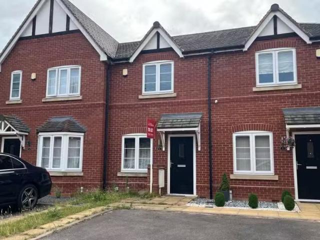 2 bedroom town house for rent in St Pauls Mews, Staffordshire.