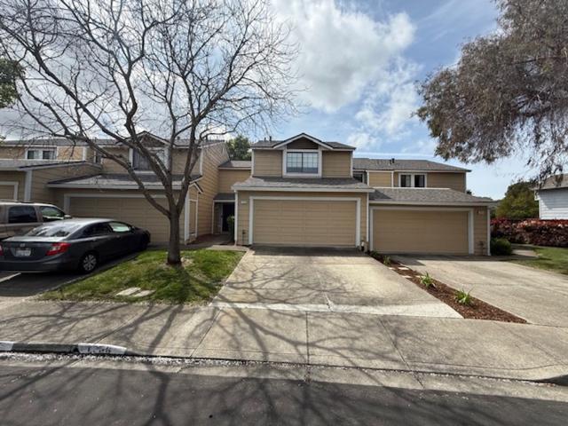 2 Bedroom Townhome in the Heart of Pinole