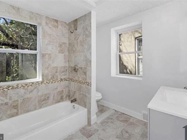 2 Bedroom Townhouse Condo 1606 N Washington St in Baltimore, MD 21213 | AffordableHousing. Com