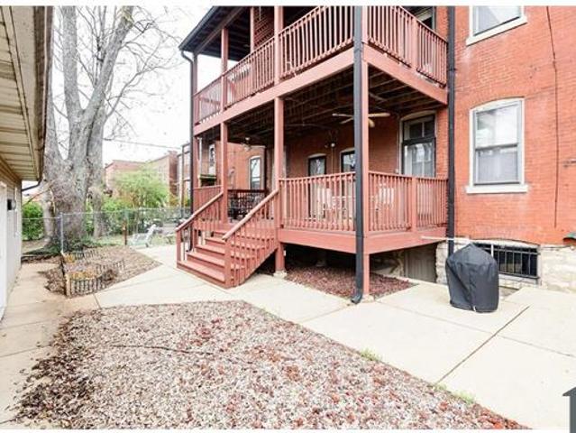 2 Bedroom Townhouse Condo 2304 Russell Blvd in Saint Louis, MO 63104 | AffordableHousing. Com