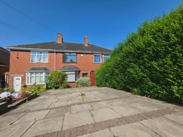 2 bedroom townhouse for sale