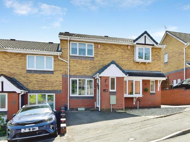2 bedroom townhouse for sale