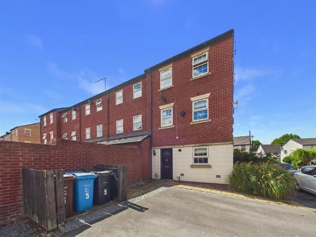 2 bedroom townhouse for sale