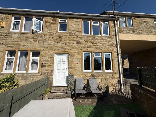 2 bedroom townhouse for sale