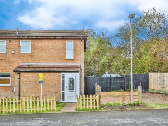 2 bedroom townhouse for sale