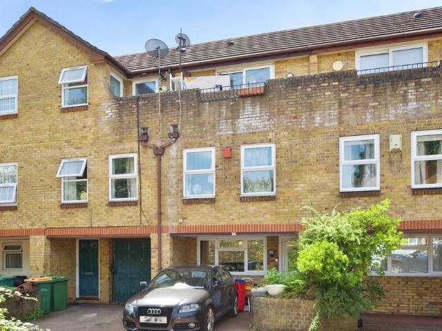 2 bedroom townhouse for sale