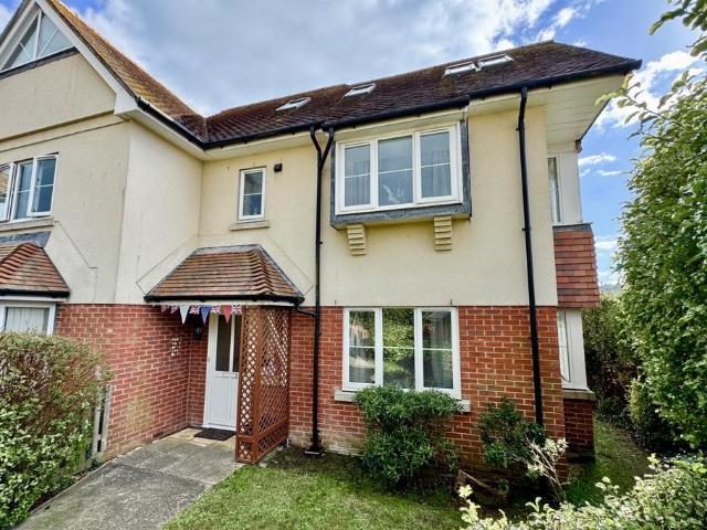 2 bedroom townhouse for sale